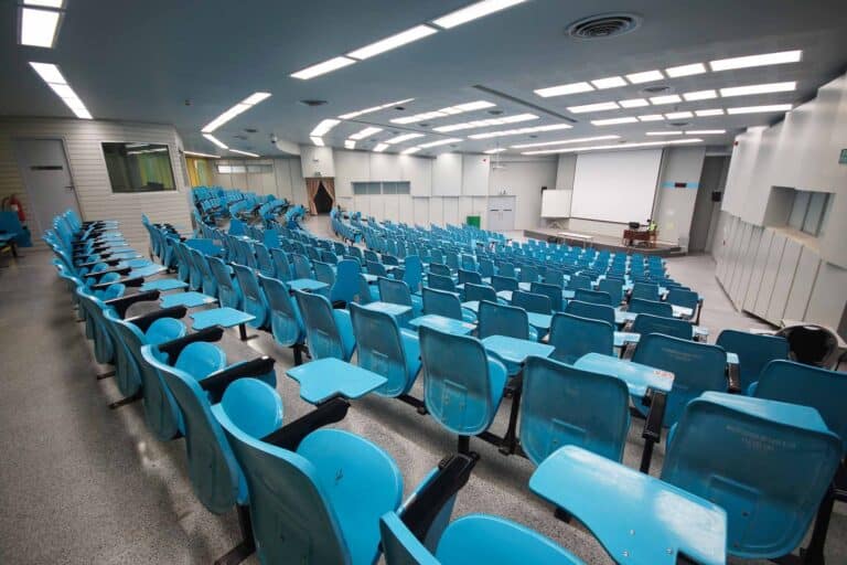 Campus and School Cleaning - 3 Reasons to Hire Professionals